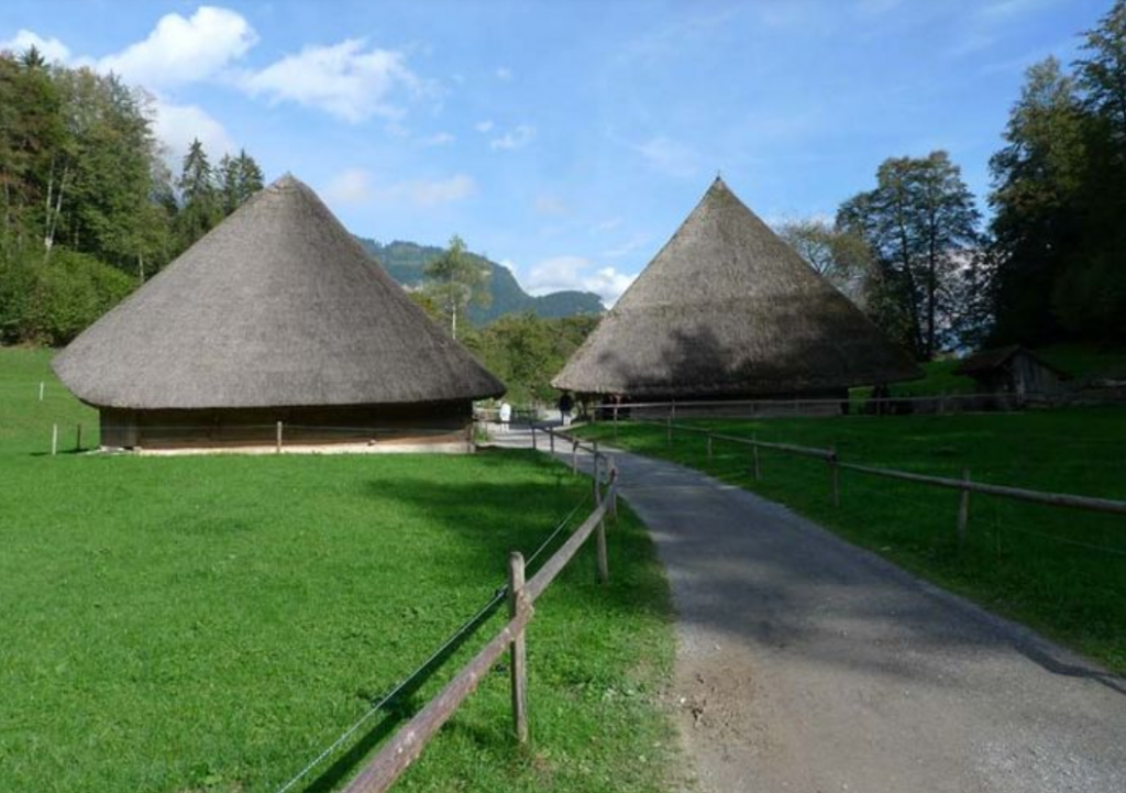 Vernacular and traditional timber building culture – Annular