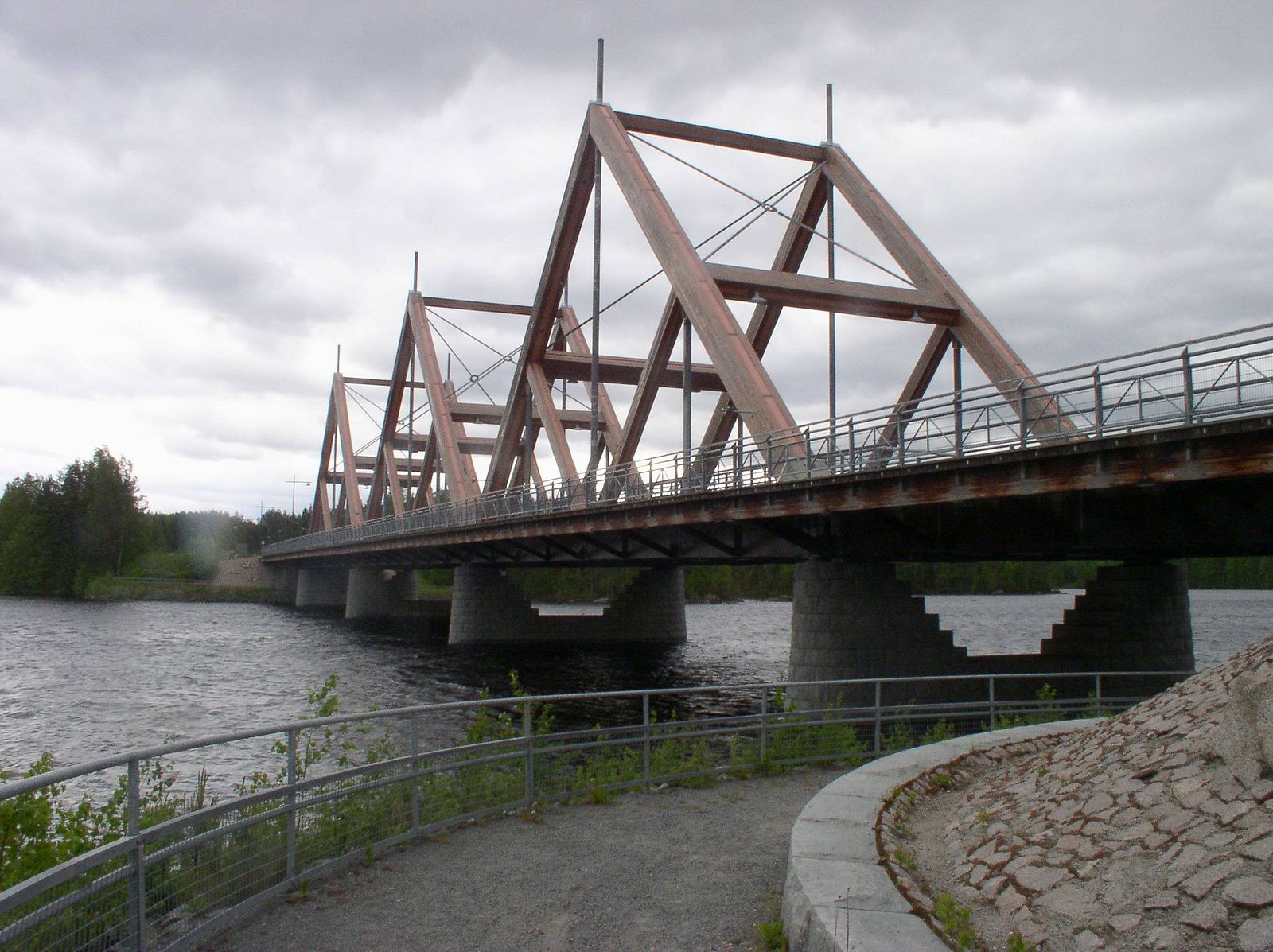 305 – Finland Timber Lab – Annular